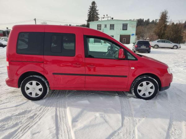 Sarkans Volkswagen Caddy 2008 Prienai, ar dzinēja tilpumu 1.60 L un nobraukumu 210 tūkst. km par 3100 €, foto 4 vietnē AUTOMOTO.COM.LV