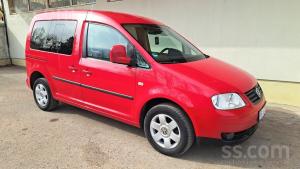 Sarkans Volkswagen Caddy 2008 Ogre, ar dzinēja tilpumu 1.60 L un nobraukumu 209 tūkst. km par 4950 €, foto  vietnē AUTOMOTO.COM.LV