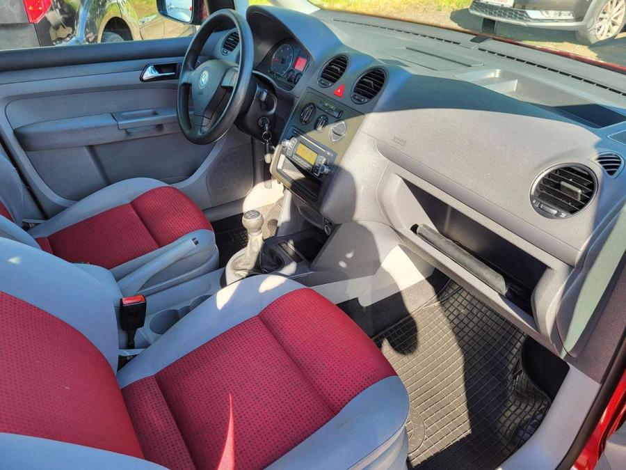 Sarkans Volkswagen Caddy 2008 Raseiniai, ar dzinēja tilpumu 2.00 L un nobraukumu 303 tūkst. km par 4750 €, foto 15 vietnē AUTOMOTO.COM.LV
