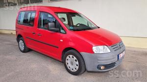 Sarkans Volkswagen Caddy 2008 Ogre, ar dzinēja tilpumu 1.90 L un nobraukumu 298 tūkst. km par 4750 €, foto  vietnē AUTOMOTO.COM.LV