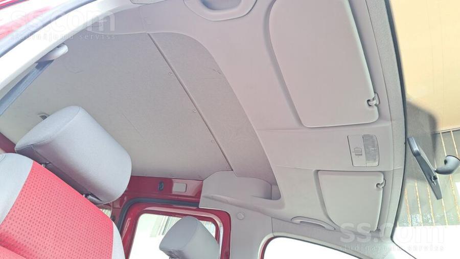 Sarkans Volkswagen Caddy 2008 Ogre, ar dzinēja tilpumu 1.90 L un nobraukumu 298 tūkst. km par 4750 €, foto 21 vietnē AUTOMOTO.COM.LV