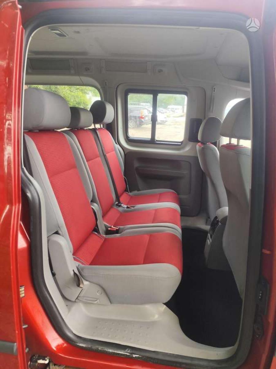 Sarkans Volkswagen Caddy 2008 Šauļi, ar dzinēja tilpumu 1.90 L un nobraukumu 263 tūkst. km par 5400 €, foto 10 vietnē AUTOMOTO.COM.LV