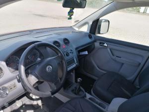Sarkans Volkswagen Caddy 2008 Marijampole, ar dzinēja tilpumu 1.60 L un nobraukumu 296 tūkst. km par 2490 €, foto 12 vietnē AUTOMOTO.COM.LV