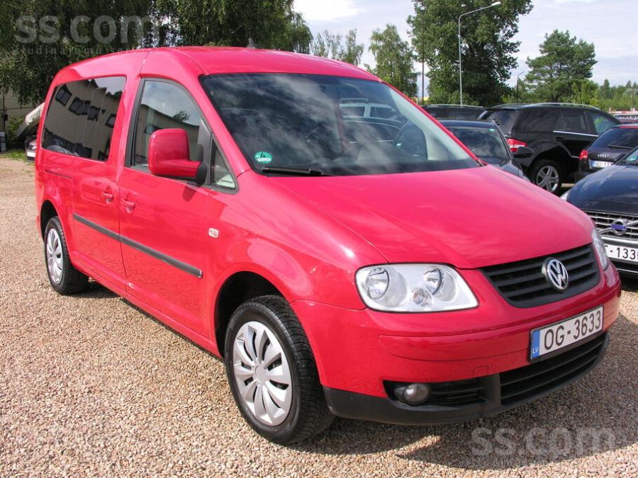 Red Volkswagen Caddy 2009 in Riga, with an engine capacity of 1.90 L and mileage of 225 thousand km for 6100 €, photo 3 on AUTOMOTO.COM.LV