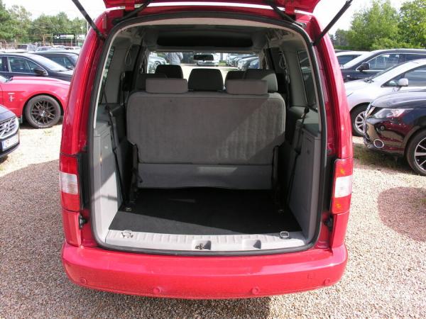 Sarkans Volkswagen Caddy 2009 Rīga, ar dzinēja tilpumu 1.90 L un nobraukumu 225 tūkst. km par 6100 €, foto 5 vietnē AUTOMOTO.COM.LV