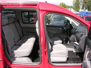 Red Volkswagen Caddy 2009 in Riga, with an engine capacity of 1.90 L and mileage of 225 thousand km for 6100 €, photo 7 on AUTOMOTO.COM.LV
