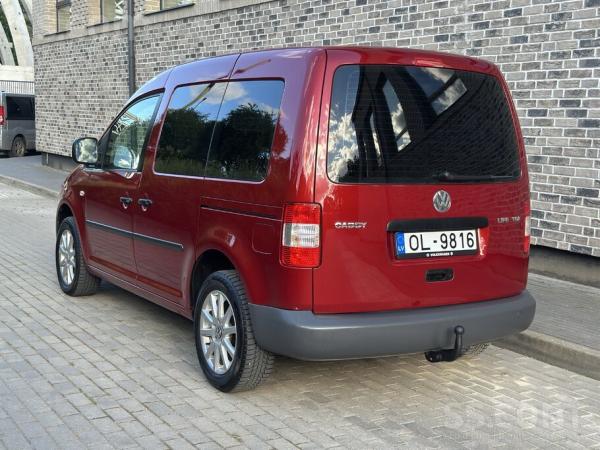 Красный Фольксваген Кадди 2009 в Тукумс, объемом двигателя 1.90 л и пробегом 241 тыс. км за 4990 €, фото 5 на AUTOMOTO.COM.LV