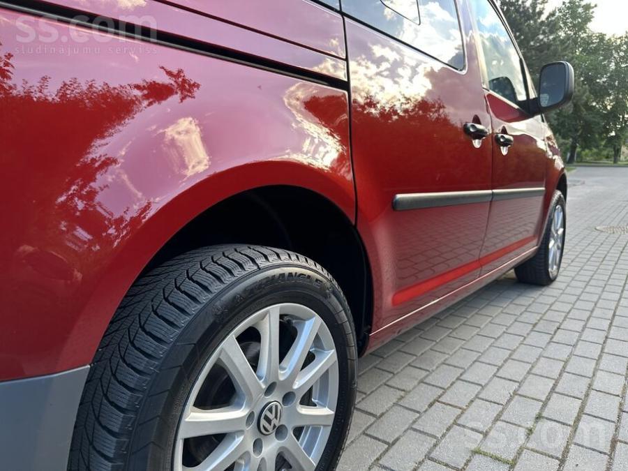 Sarkans Volkswagen Caddy 2009 Tukums, ar dzinēja tilpumu 1.90 L un nobraukumu 241 tūkst. km par 4990 €, foto 11 vietnē AUTOMOTO.COM.LV