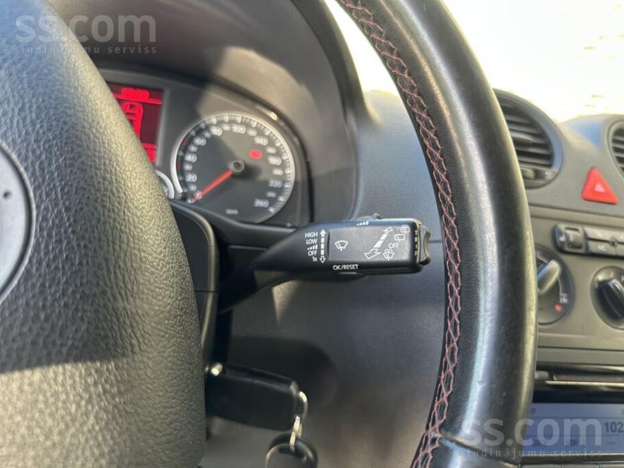 Sarkans Volkswagen Caddy 2009 Tukums, ar dzinēja tilpumu 1.90 L un nobraukumu 241 tūkst. km par 4990 €, foto 22 vietnē AUTOMOTO.COM.LV