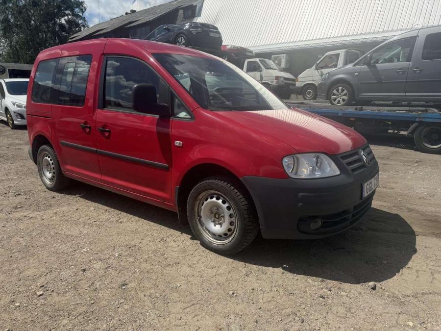 Sarkans Volkswagen Caddy 2009 Kauņa, ar dzinēja tilpumu 2.00 L un nobraukumu 169 tūkst. km par 2200 €, foto 4 vietnē AUTOMOTO.COM.LV