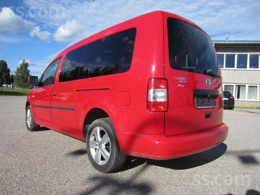 Red Volkswagen Caddy 2009 in Riga, with an engine capacity of 1.90 L and mileage of 216 thousand km for 5950 €, photo 10 on AUTOMOTO.COM.LV