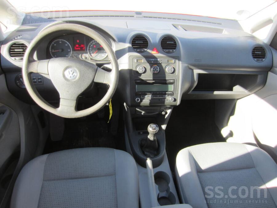 Red Volkswagen Caddy 2009 in Riga, with an engine capacity of 1.90 L and mileage of 216 thousand km for 5950 €, photo 19 on AUTOMOTO.COM.LV