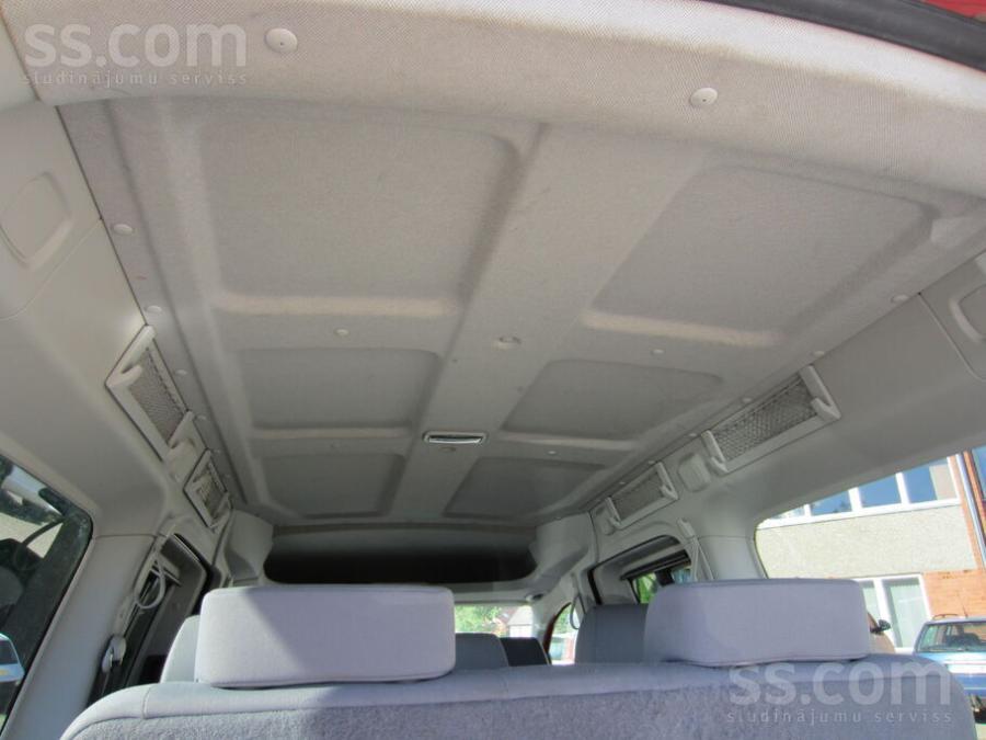 Red Volkswagen Caddy 2009 in Riga, with an engine capacity of 1.90 L and mileage of 216 thousand km for 5950 €, photo 21 on AUTOMOTO.COM.LV