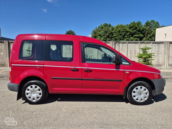 Sarkans Volkswagen Caddy 2009 Mažeikiai, ar dzinēja tilpumu 1.90 L un nobraukumu 295 tūkst. km par 4350 €, foto 5 vietnē AUTOMOTO.COM.LV