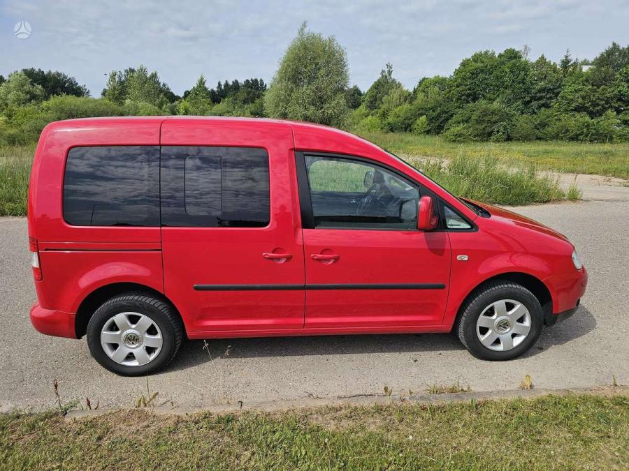 Sarkans Volkswagen Caddy 2009 Kėdainiai, ar dzinēja tilpumu 1.60 L un nobraukumu 248 tūkst. km par 4750 €, foto 5 vietnē AUTOMOTO.COM.LV
