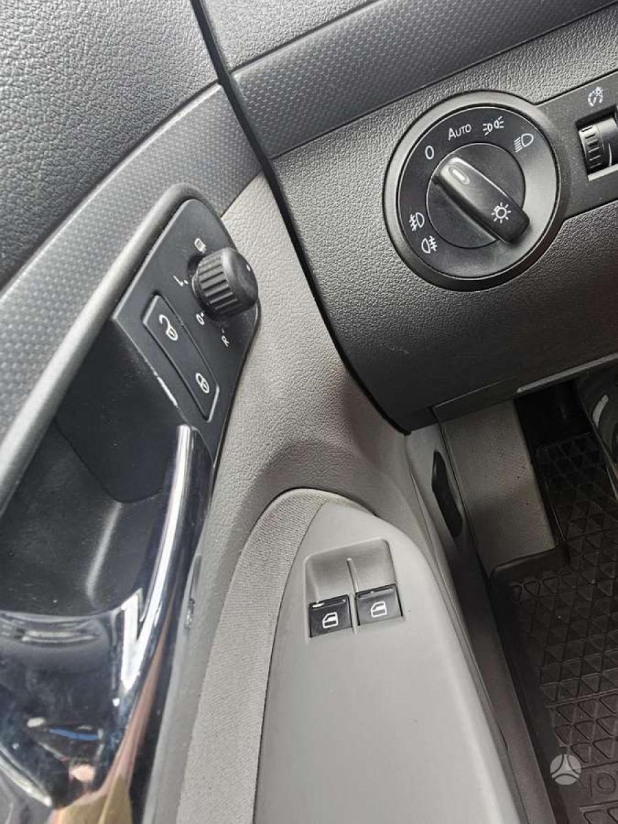 Sarkans Volkswagen Caddy 2009 Kėdainiai, ar dzinēja tilpumu 1.60 L un nobraukumu 248 tūkst. km par 4750 €, foto 19 vietnē AUTOMOTO.COM.LV