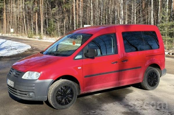 Sarkans Volkswagen Caddy 2009 Dobele, ar dzinēja tilpumu 1.40 L un nobraukumu 201 tūkst. km par 3990 €, foto 2 vietnē AUTOMOTO.COM.LV