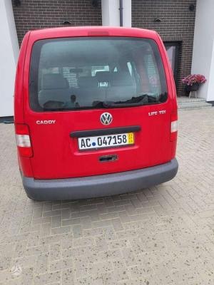 Sarkans Volkswagen Caddy 2009 Viļņa, ar dzinēja tilpumu 1.90 L un nobraukumu 255 tūkst. km par 3000 €, foto 3 vietnē AUTOMOTO.COM.LV
