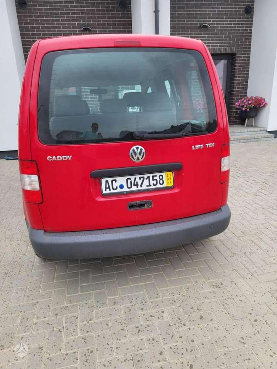 Sarkans Volkswagen Caddy 2009 Viļņa, ar dzinēja tilpumu 1.90 L un nobraukumu 255 tūkst. km par 3000 €, foto 3 vietnē AUTOMOTO.COM.LV