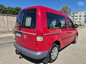 Red Volkswagen Caddy 2009 in Mazeikiai, with an engine capacity of 1.90 L and mileage of 295 thousand km for 4350 €, photo 5 on AUTOMOTO.COM.LV
