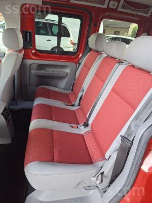 Red Volkswagen Caddy 2009 in Daugavpils, with an engine capacity of 1.40 L and mileage of 206 thousand km for 4300 €, photo 6 on AUTOMOTO.COM.LV