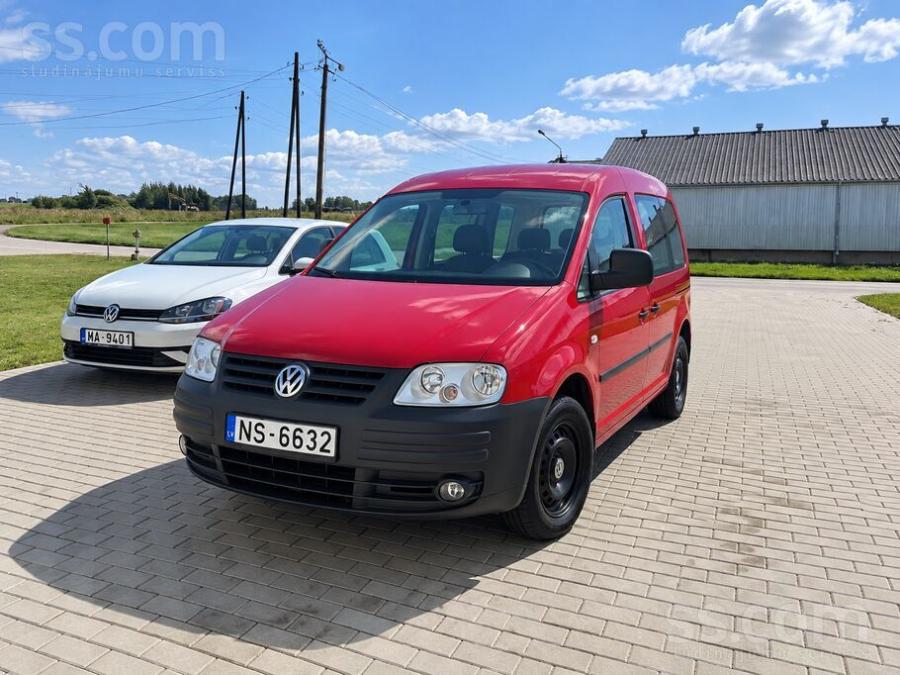 Sarkans Volkswagen Caddy 2009 Bauska, ar dzinēja tilpumu 1.40 L un nobraukumu 280 tūkst. km par 3950 €, foto 4 vietnē AUTOMOTO.COM.LV