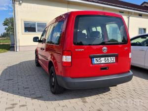 Sarkans Volkswagen Caddy 2009 Bauska, ar dzinēja tilpumu 1.40 L un nobraukumu 280 tūkst. km par 3950 €, foto 5 vietnē AUTOMOTO.COM.LV