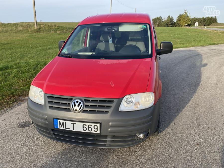Sarkans Volkswagen Caddy 2009 Kauņa, ar dzinēja tilpumu 1.40 L un nobraukumu 251 tūkst. km par 1850 €, foto 1 vietnē AUTOMOTO.COM.LV