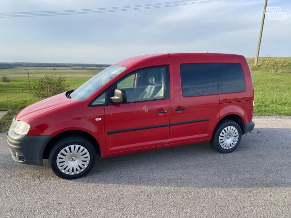 Red Volkswagen Caddy 2009 in Kaunas, with an engine capacity of 1.40 L and mileage of 251 thousand km for 1850 €, photo 4 on AUTOMOTO.COM.LV