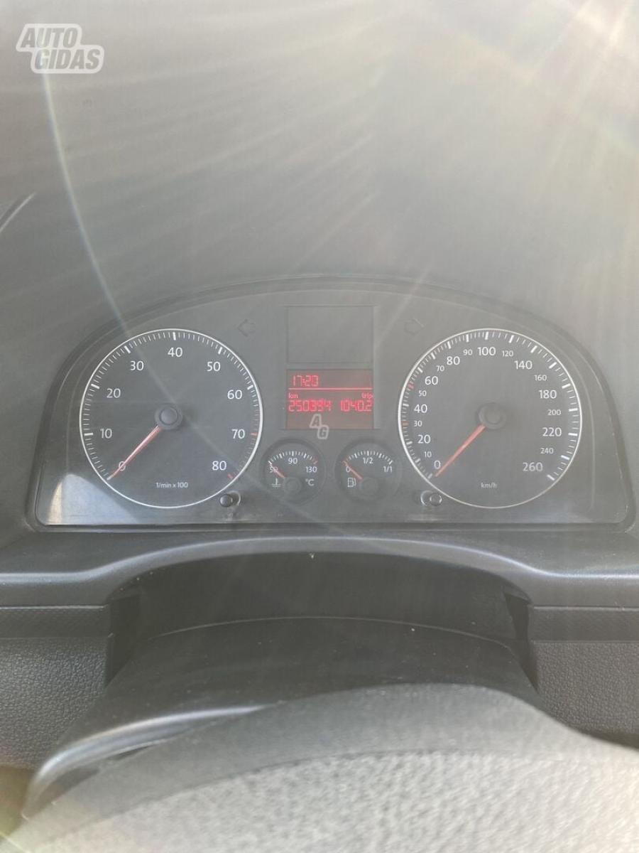 Sarkans Volkswagen Caddy 2009 Kauņa, ar dzinēja tilpumu 1.40 L un nobraukumu 251 tūkst. km par 1850 €, foto 15 vietnē AUTOMOTO.COM.LV