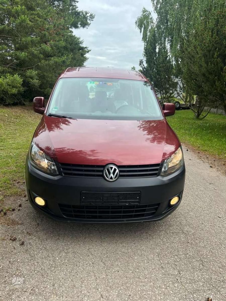Sarkans Volkswagen Caddy 2010 Marijampole, ar dzinēja tilpumu 1.20 L un nobraukumu 227 tūkst. km par 4200 €, foto 1 vietnē AUTOMOTO.COM.LV