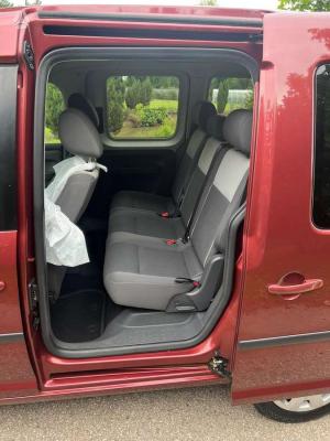 Sarkans Volkswagen Caddy 2010 Marijampole, ar dzinēja tilpumu 1.20 L un nobraukumu 227 tūkst. km par 4200 €, foto 8 vietnē AUTOMOTO.COM.LV