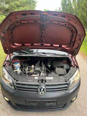 Sarkans Volkswagen Caddy 2010 Marijampole, ar dzinēja tilpumu 1.20 L un nobraukumu 227 tūkst. km par 4200 €, foto 11 vietnē AUTOMOTO.COM.LV