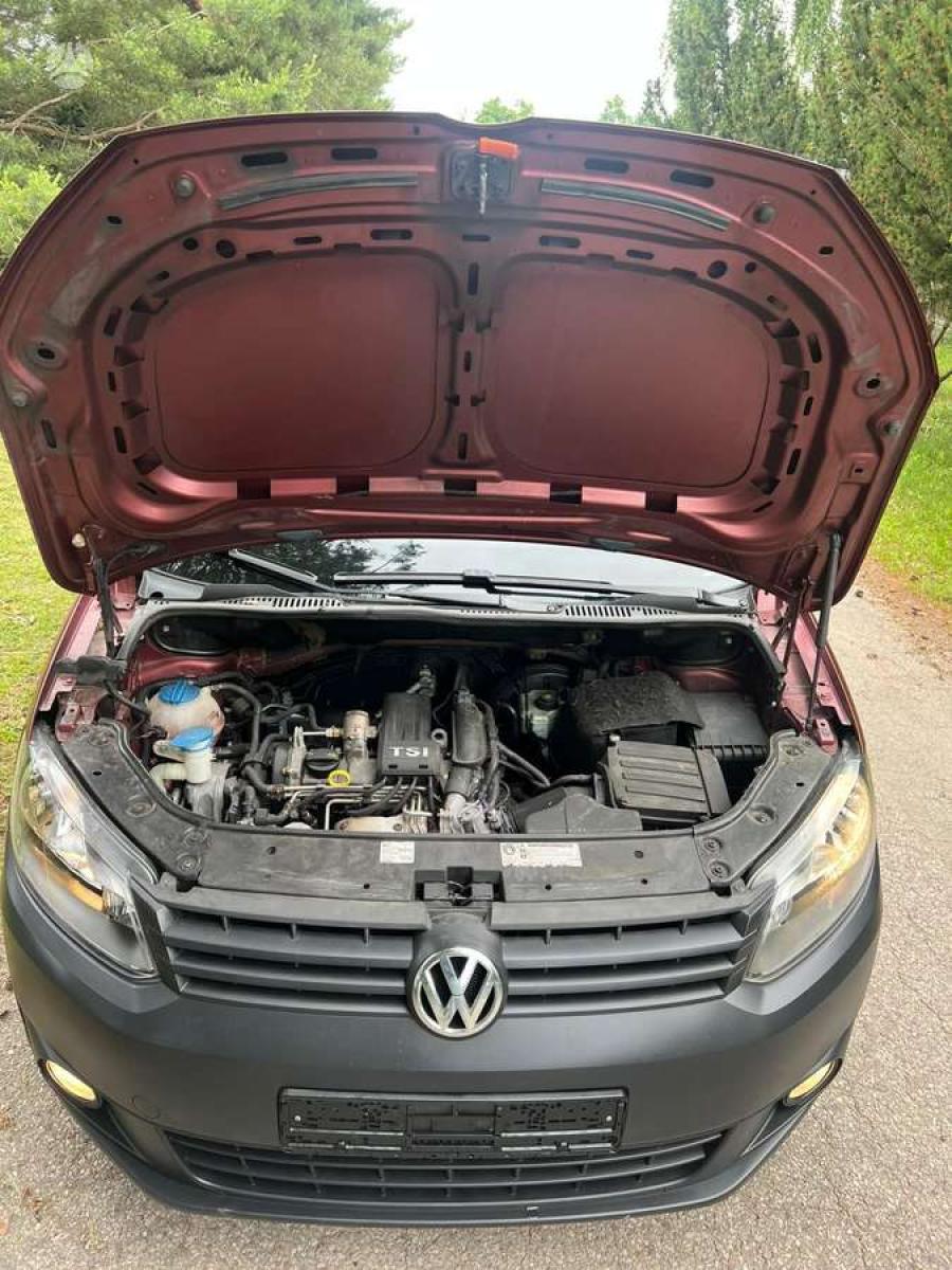 Sarkans Volkswagen Caddy 2010 Marijampole, ar dzinēja tilpumu 1.20 L un nobraukumu 227 tūkst. km par 4200 €, foto 11 vietnē AUTOMOTO.COM.LV