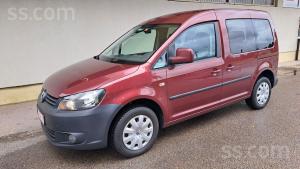 Red Volkswagen Caddy 2010 in Ogre, with an engine capacity of 1.20 L and mileage of 268 thousand km for 5950 €, photo 6 on AUTOMOTO.COM.LV