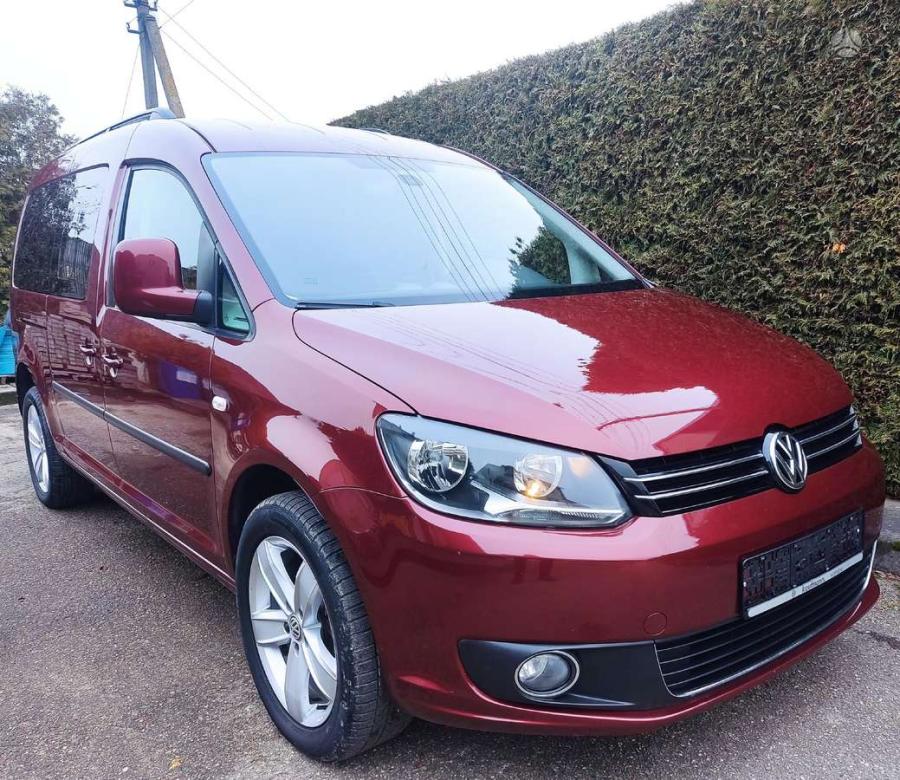 Sarkans Volkswagen Caddy 2011 Marijampole, ar dzinēja tilpumu 2.00 L un nobraukumu 194 tūkst. km par 11700 €, foto 1 vietnē AUTOMOTO.COM.LV