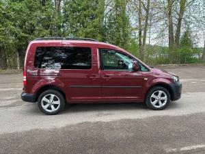 Sarkans Volkswagen Caddy 2011 Ogre, ar dzinēja tilpumu 1.20 L un nobraukumu 231 tūkst. km par 6560 €, foto 3 vietnē AUTOMOTO.COM.LV
