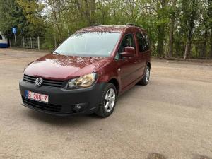 Sarkans Volkswagen Caddy 2011 Ogre, ar dzinēja tilpumu 1.20 L un nobraukumu 231 tūkst. km par 6560 €, foto 4 vietnē AUTOMOTO.COM.LV