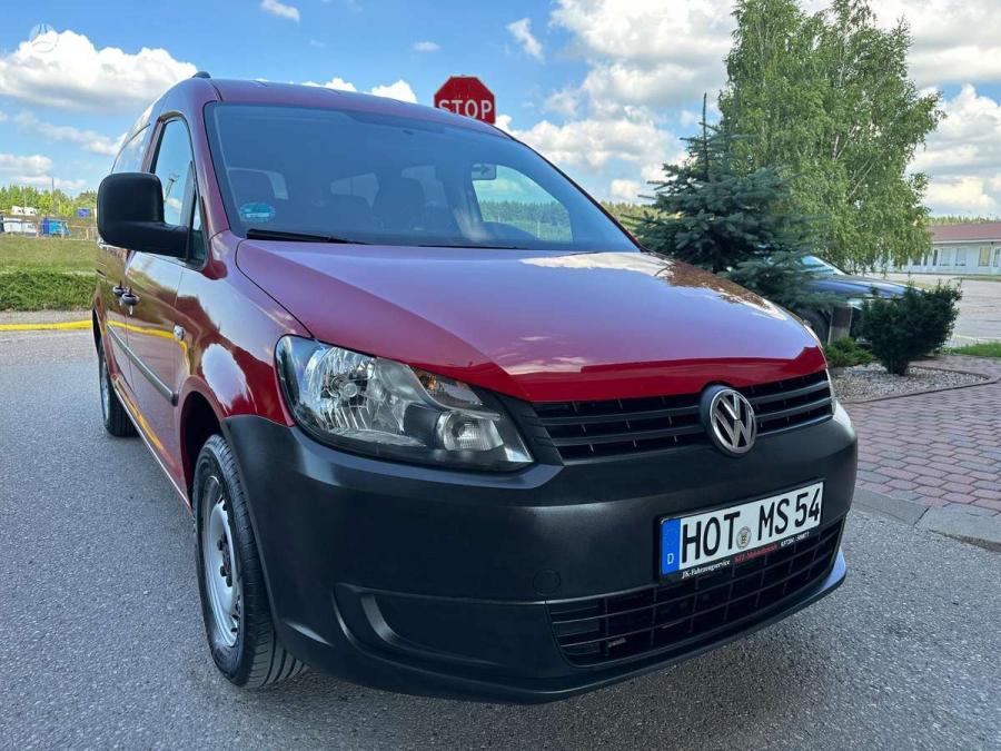 Sarkans Volkswagen Caddy 2011 Viļņa, ar dzinēja tilpumu 1.60 L un nobraukumu 235 tūkst. km par 6700 €, foto 14 vietnē AUTOMOTO.COM.LV
