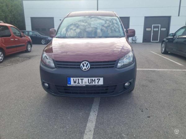 Sarkans Volkswagen Caddy 2011 Utena, ar dzinēja tilpumu 1.60 L un nobraukumu 243 tūkst. km par 6150 €, foto 3 vietnē AUTOMOTO.COM.LV