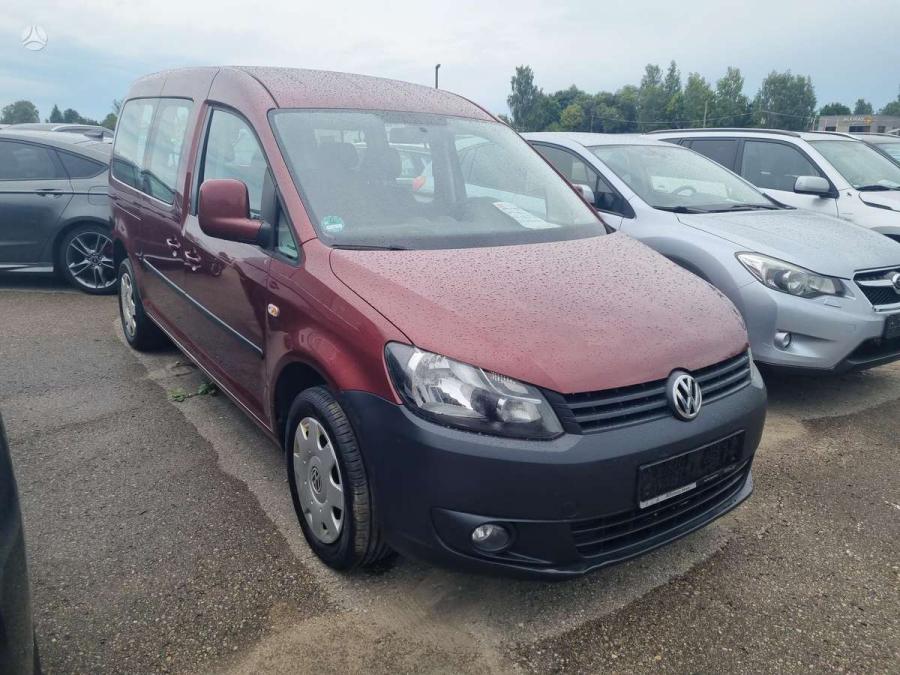 Sarkans Volkswagen Caddy 2011 Utena, ar dzinēja tilpumu 1.60 L un nobraukumu 243 tūkst. km par 6150 €, foto 4 vietnē AUTOMOTO.COM.LV
