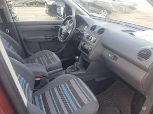 Sarkans Volkswagen Caddy 2011 Utena, ar dzinēja tilpumu 1.60 L un nobraukumu 243 tūkst. km par 6150 €, foto 8 vietnē AUTOMOTO.COM.LV
