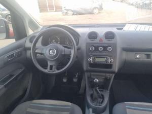 Sarkans Volkswagen Caddy 2011 Utena, ar dzinēja tilpumu 1.60 L un nobraukumu 243 tūkst. km par 6150 €, foto 9 vietnē AUTOMOTO.COM.LV
