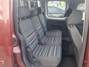 Sarkans Volkswagen Caddy 2011 Utena, ar dzinēja tilpumu 1.60 L un nobraukumu 243 tūkst. km par 6150 €, foto 11 vietnē AUTOMOTO.COM.LV