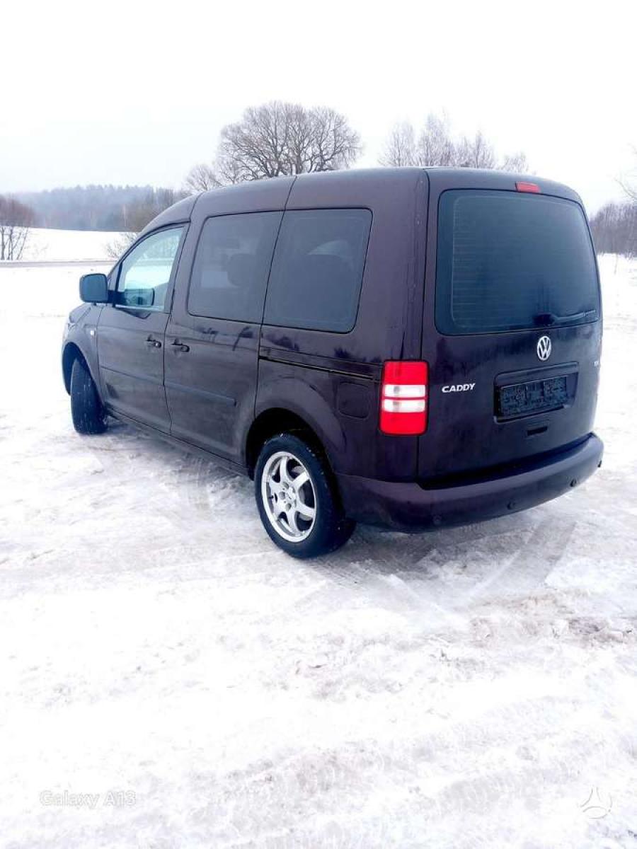 Sarkans Volkswagen Caddy 2012 Viļņa, ar dzinēja tilpumu 1.60 L un nobraukumu 266 tūkst. km par 5600 €, foto 18 vietnē AUTOMOTO.COM.LV