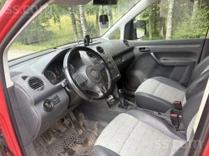 Red Volkswagen Caddy 2012 in Liepaja, with an engine capacity of 2.00 L and mileage of 246 thousand km for 3650 €, photo 6 on AUTOMOTO.COM.LV