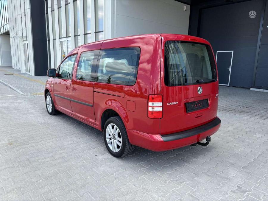 Sarkans Volkswagen Caddy 2013 Viļņa, ar dzinēja tilpumu 1.60 L un nobraukumu 260 tūkst. km par 8400 €, foto 2 vietnē AUTOMOTO.COM.LV