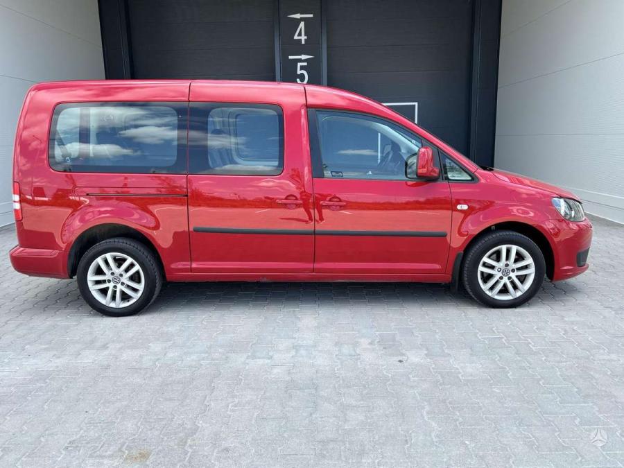 Sarkans Volkswagen Caddy 2013 Viļņa, ar dzinēja tilpumu 1.60 L un nobraukumu 260 tūkst. km par 8400 €, foto 5 vietnē AUTOMOTO.COM.LV