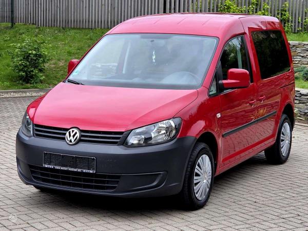 Sarkans Volkswagen Caddy 2013 Kėdainiai, ar dzinēja tilpumu 1.60 L un nobraukumu 229 tūkst. km par 6250 €, foto 3 vietnē AUTOMOTO.COM.LV