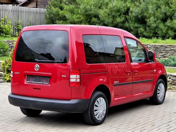 Sarkans Volkswagen Caddy 2013 Kėdainiai, ar dzinēja tilpumu 1.60 L un nobraukumu 229 tūkst. km par 6250 €, foto 9 vietnē AUTOMOTO.COM.LV